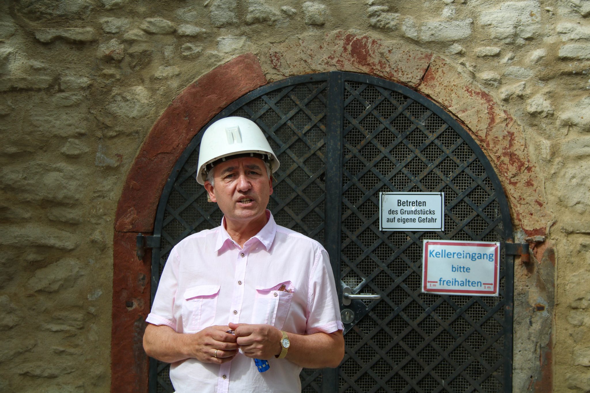 Auf dem RheinTerrassenWeg: Das ober- und unterirdische Oppenheim ...