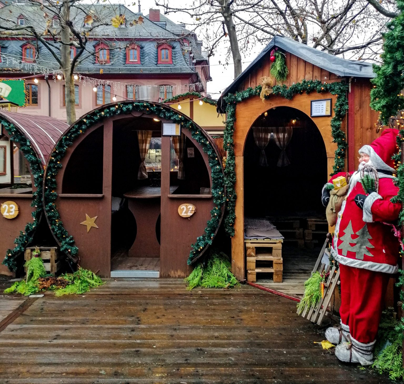 Die geheimnisvolle Pyramide auf dem Mainzer Weihnachtsmarkt ...